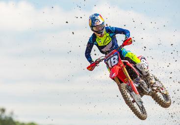 ALPINESTARS PODIUM LOCK-OUT AS HIGH-FLYING JETT LAWRENCE WINS AMA 250M ...